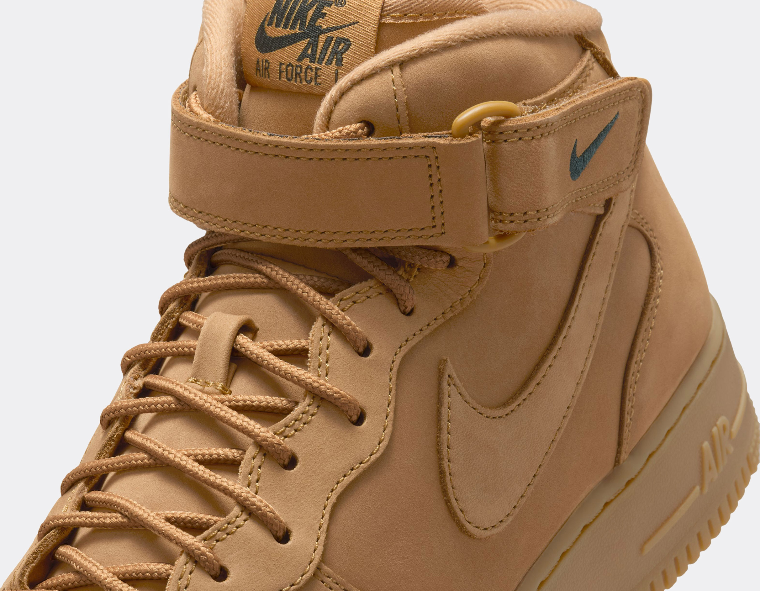 Nike Air Force 1 Mid Premium QS Flax 715889-200